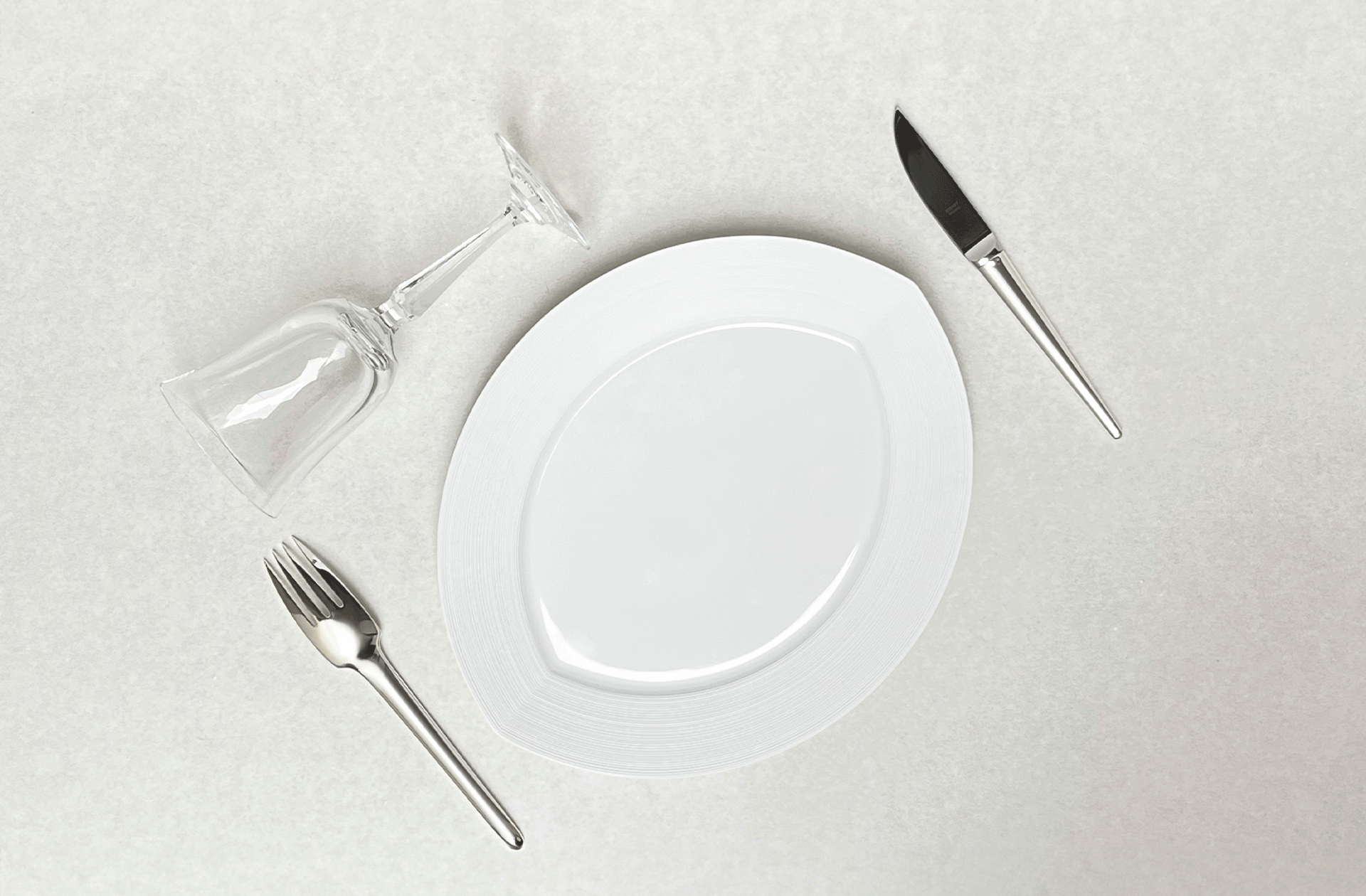 J.L Coquet unveils the small oval dish, a new shape in the - J.L Coquet ...